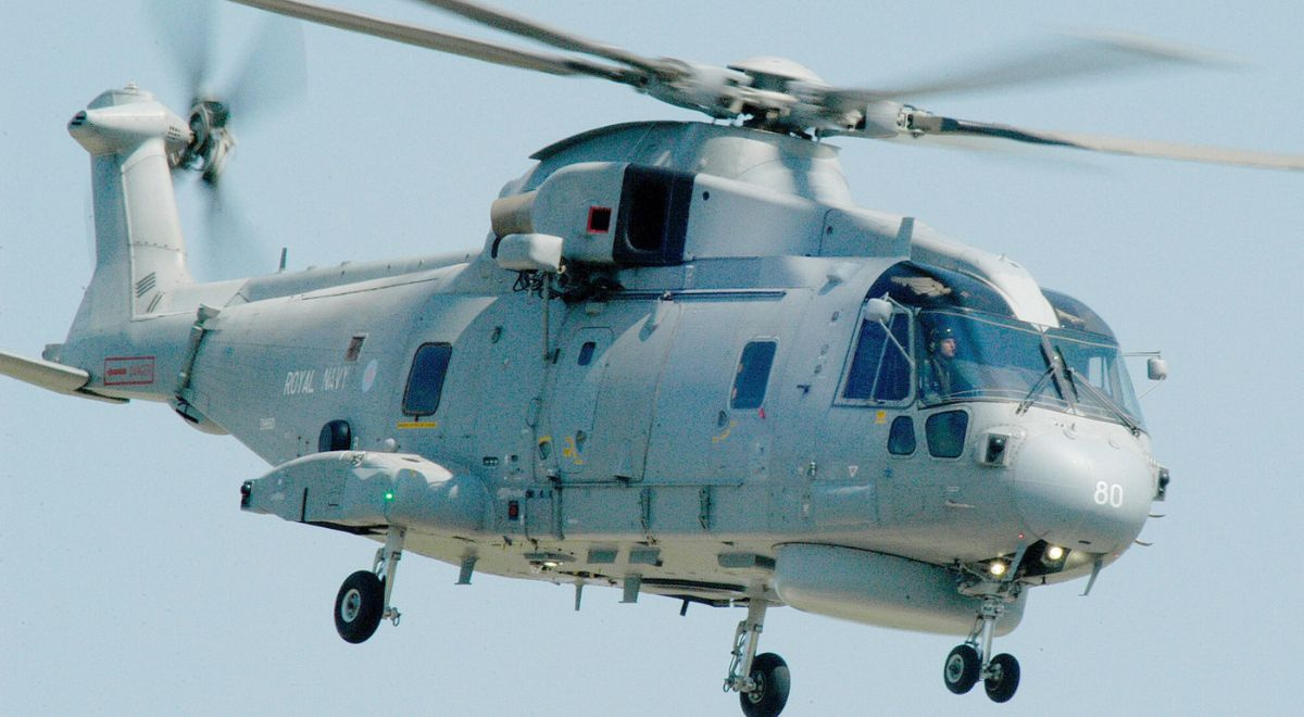 Katastrofa śmigłowca Royal Navy w Wielkiej Brytanii. Trwa akcja służb